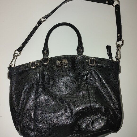 Coach | Bags | Coach J1761869 Leather Shoulder Bag Preowned | Poshmark